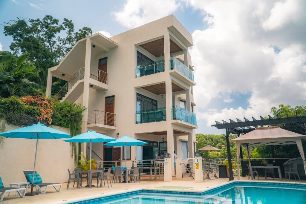 Yellow Sands Luxury Villas - SLHTA